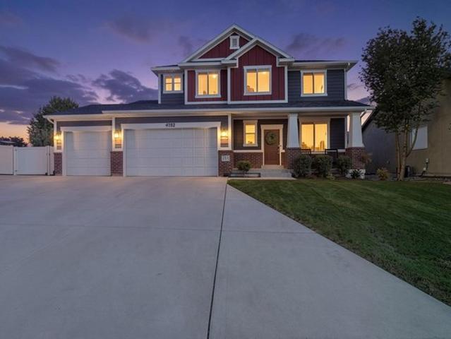 4752 W Kootenai Ct, Riverton, UT 84096