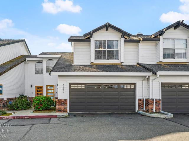 4752 67th St, Sacramento, CA 95820 | MLS #226014 | Compass