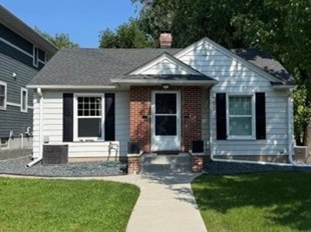 4753 France Ave S, Minneapolis, MN 55410