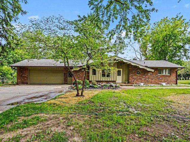 4753 Kimber Ln, Berrien Springs, MI 49103