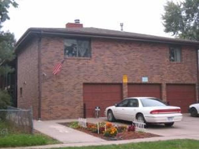 $475 / 2br Large Apartment, Available Now 911 Garfield map