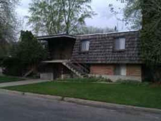 $475 / 2br Logan Apartment Island neighborhood