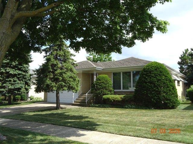 475 Courtesy Ln, Des Plaines, IL 60018