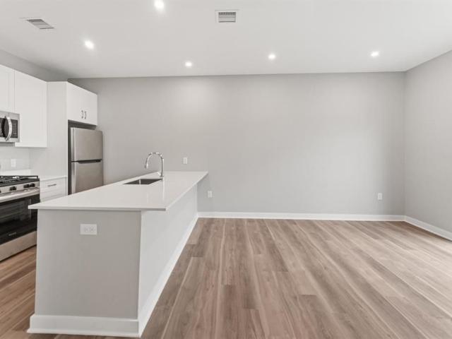 475 Communipaw Ave Unit# 301, Jc, Bergen lafayett, US, NJ