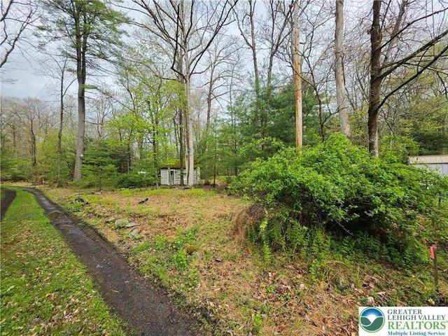 475 Craigs Meadow Rd, East Stroudsburg, PA 18301