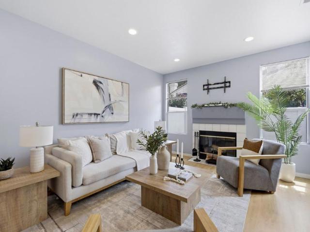 475 Belle Vista Drive 196