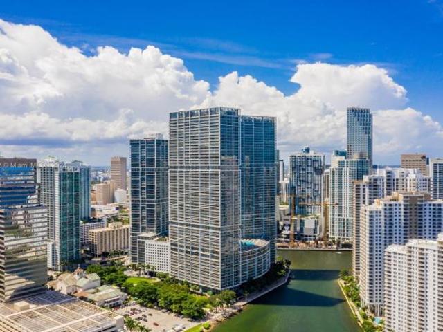 475 Brickell Ave #1610, Miami, FL 33131