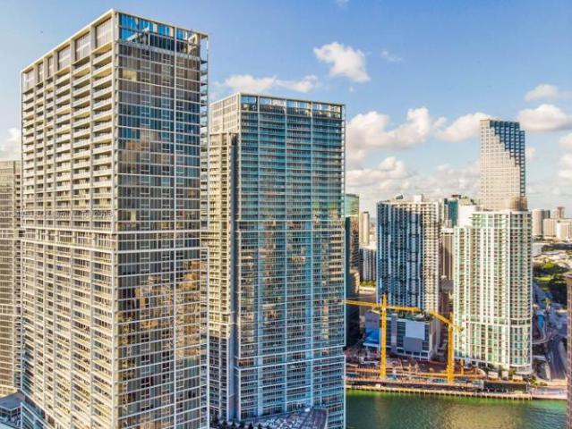 475 Brickell Ave #1915, Miami, FL 33131