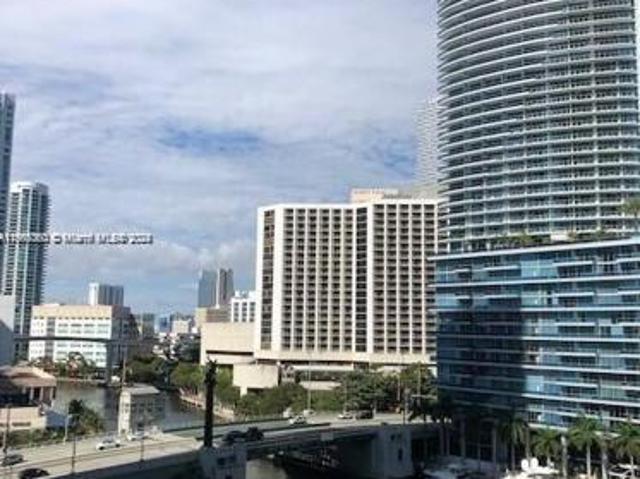 475 Brickell Ave #1012, Miami, FL 33131