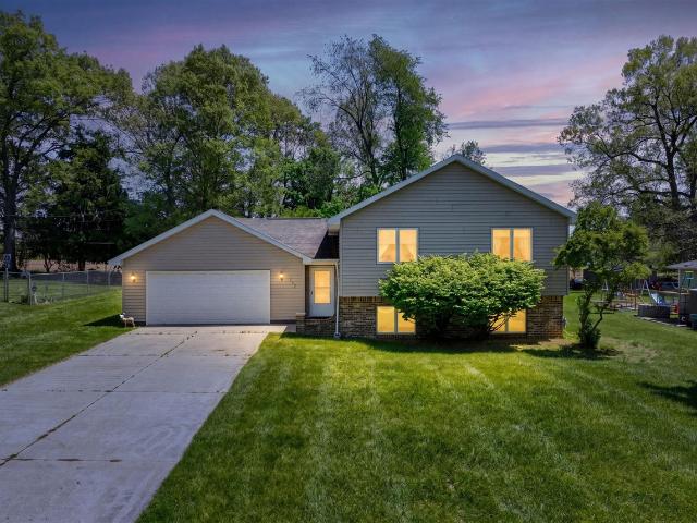 475 Greenbriar Place