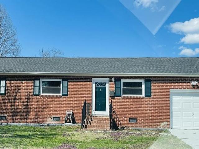 475 Duchess Ct, Hampton, VA 23669