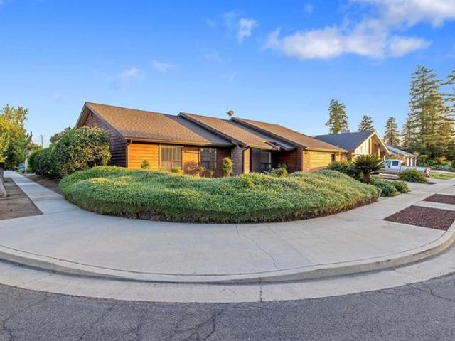 475 E Mercedes Ave, Tulare, CA 93274