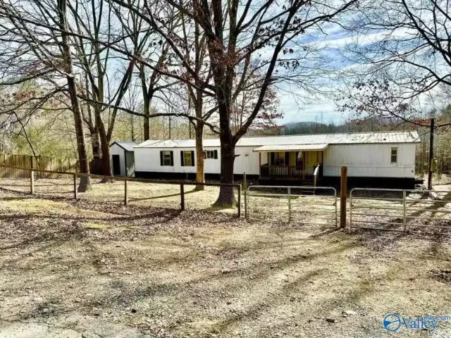 475 KERRIE LN W, BOAZ, AL 35956 Single Family Residence For Sa.