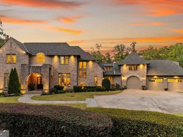 475 Heards Ferry Rd, Atlanta, GA 30328
