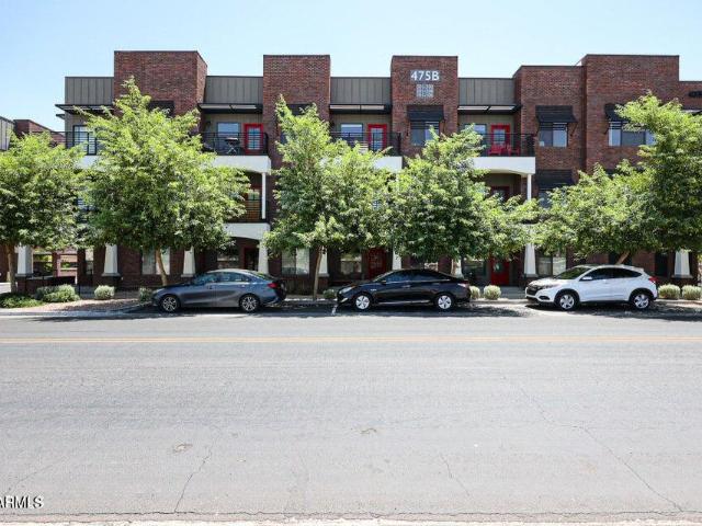 475 N 9th St, Unit 204, Phoenix, AZ 85006 | MLS #6991 | Compass