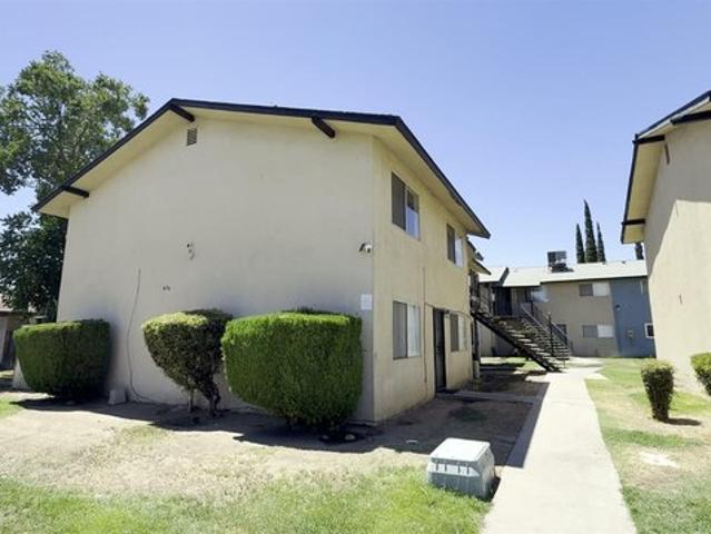 475 N Manila Ave, Fresno, CA 93727