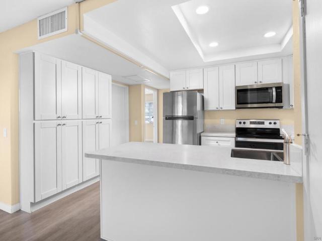 475 N Midway 152