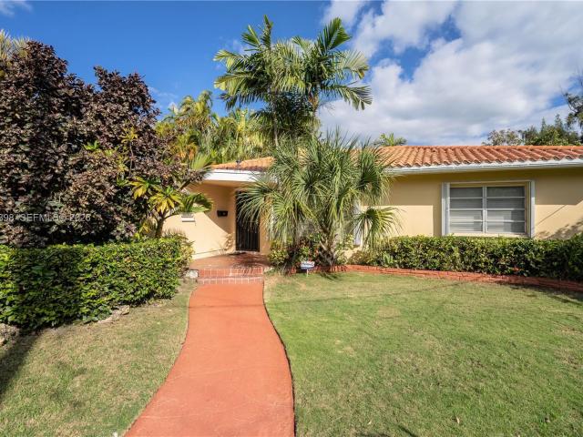 475 S Shore Dr, Miami Beach, FL 33141 | MLS #A12019