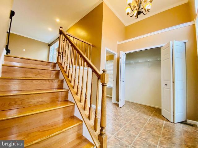475 Stoneglen Street