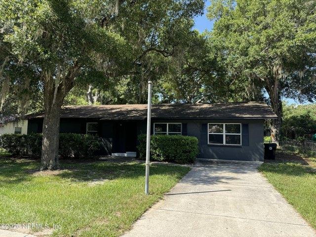 475 SW Nightingale St, Keystone Heights, FL 32656