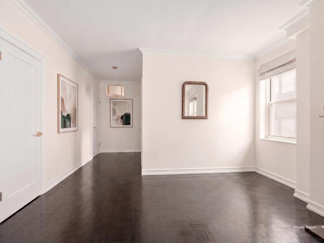475 Park Avenue, Unit 15E
