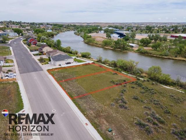 475 Pearson Rd, Douglas, WY 82633