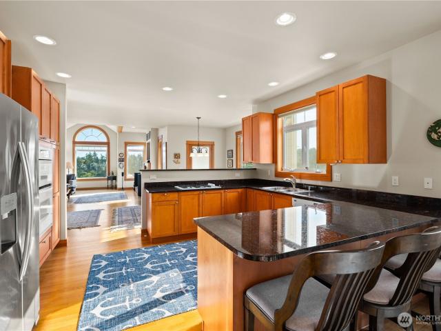 475 Perry Place # 6
