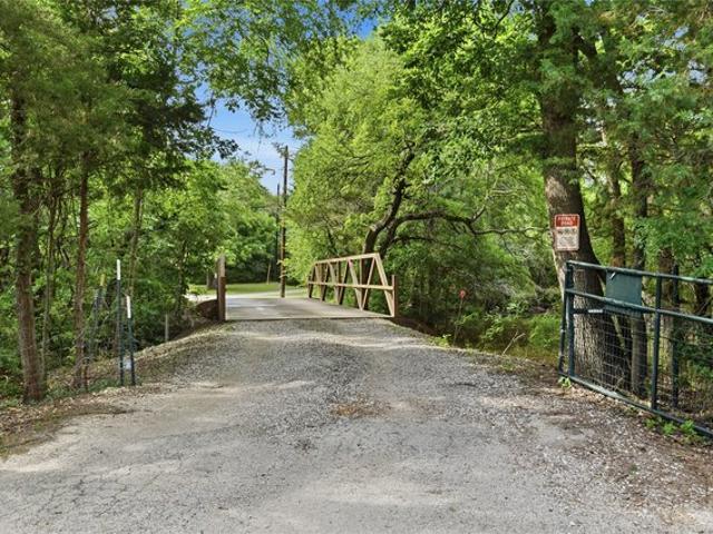 475 Wood Ridge Dr, New Hope, TX 75071