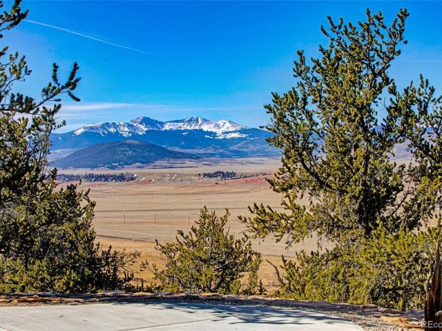 4765 Middle Fork Vista