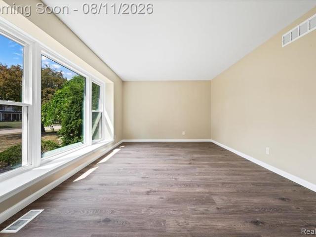 4765 Brockham Way