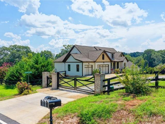 4765 Paradise Cottage