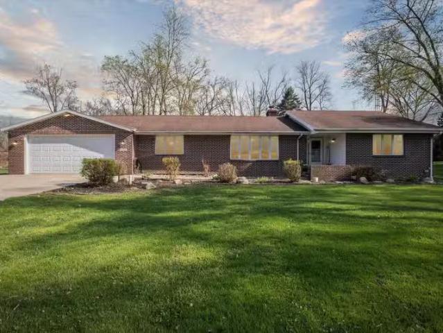 4766 E Michigan St, Rolling Prairie, IN 46371 MLS #202514685