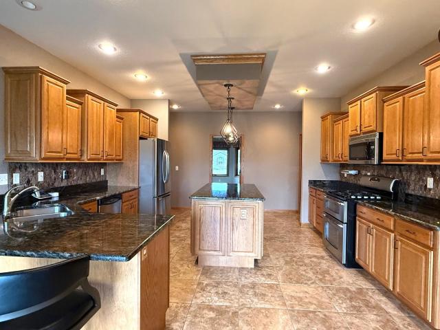 4767 pine view court