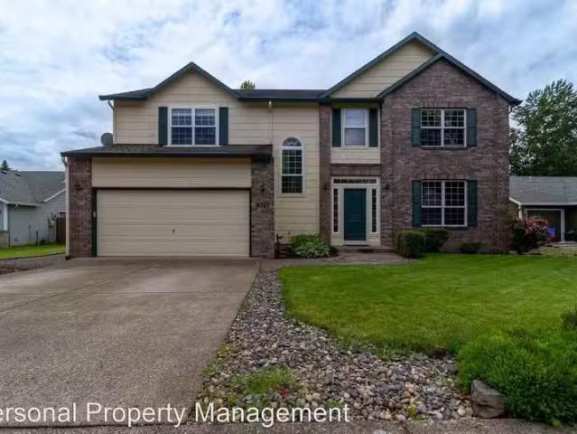 4767 R Drive 4767 R Dr