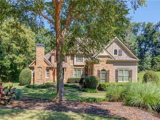4768 Ardmore Ln, Hoschton, GA 30548