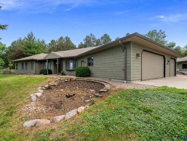 47604 Surrell St, Sioux Falls, SD 57104