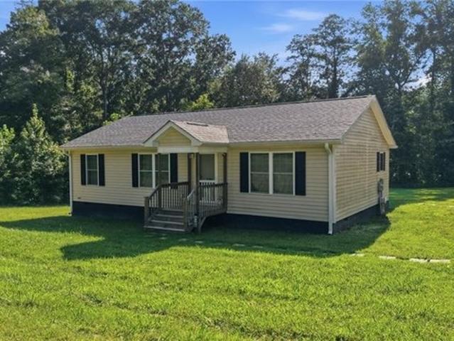 4760 Ader Dr, Winston Salem, NC 27105