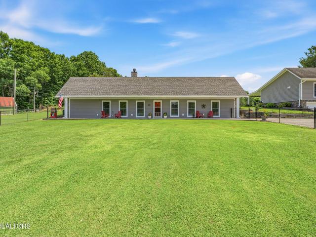4762 Dogwood Lane