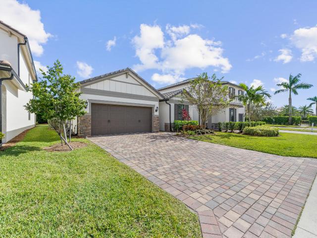 4762 Roldan Ct, Lake Worth, FL 33467 | MLS #R11157 | Compass