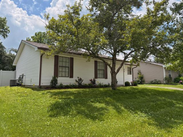 476 Channing Way