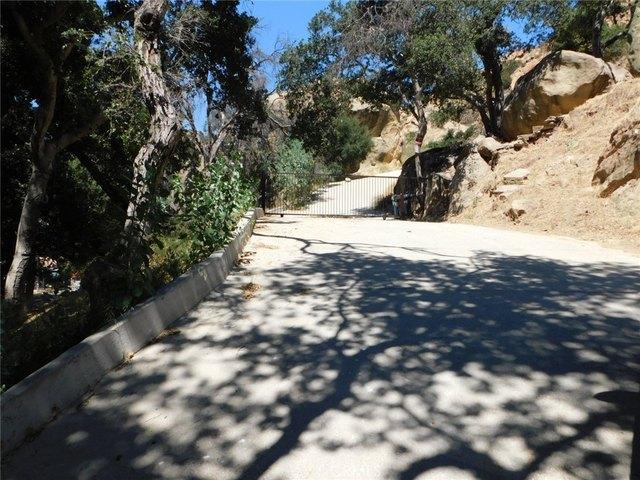 476 Box Canyon Rd, West Hills, CA 91304