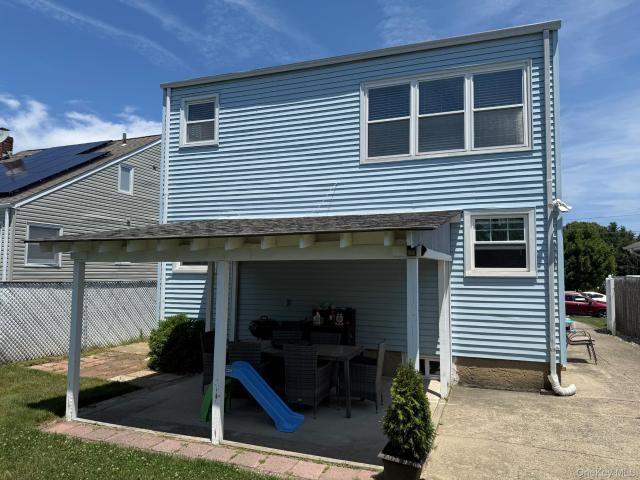 476 Bernard Street