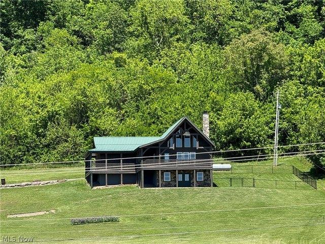 476 Browns Ln, Newport, OH 45768