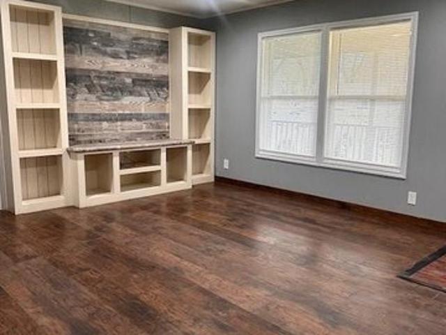476 Masthead Rd, Mabank, TX 75156