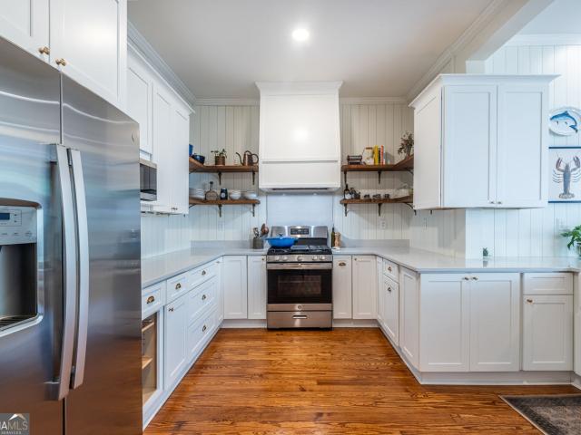 476 Sterling Street NE