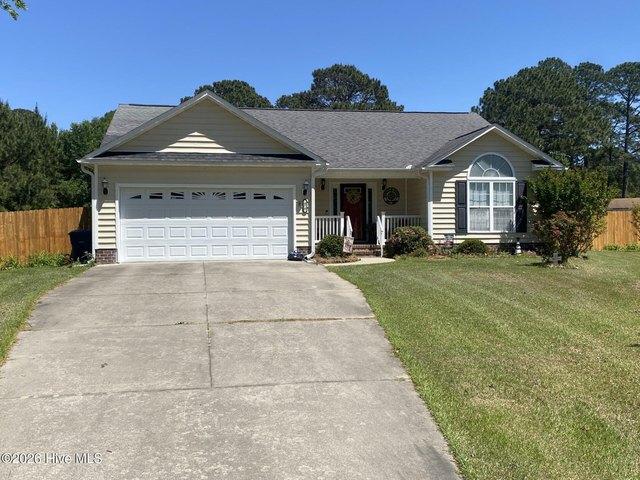 476 Patsy Dr, Greenville, NC 27858