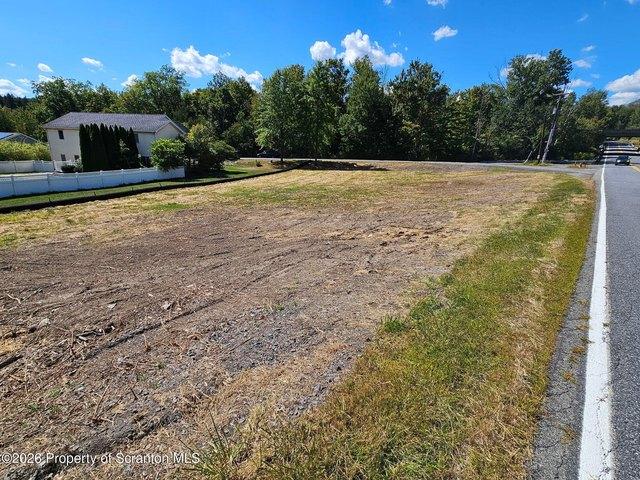 476 Willowbrook Rd, Clarks Summit, PA 18411