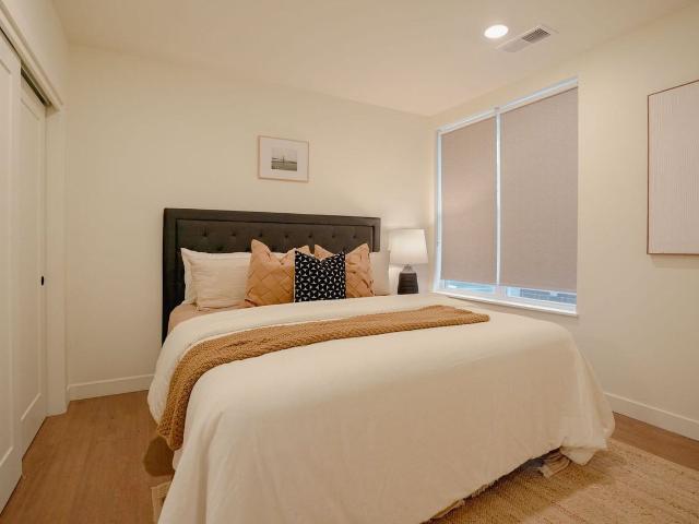 476 Taylor Apartments Studio Apartment for Rent at 476 Taylor Ave, Columbus, OH 43203 Woodland Park
