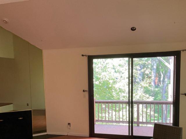 476 Teal Plaza # 476