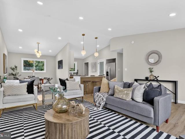 4774 Byron Road